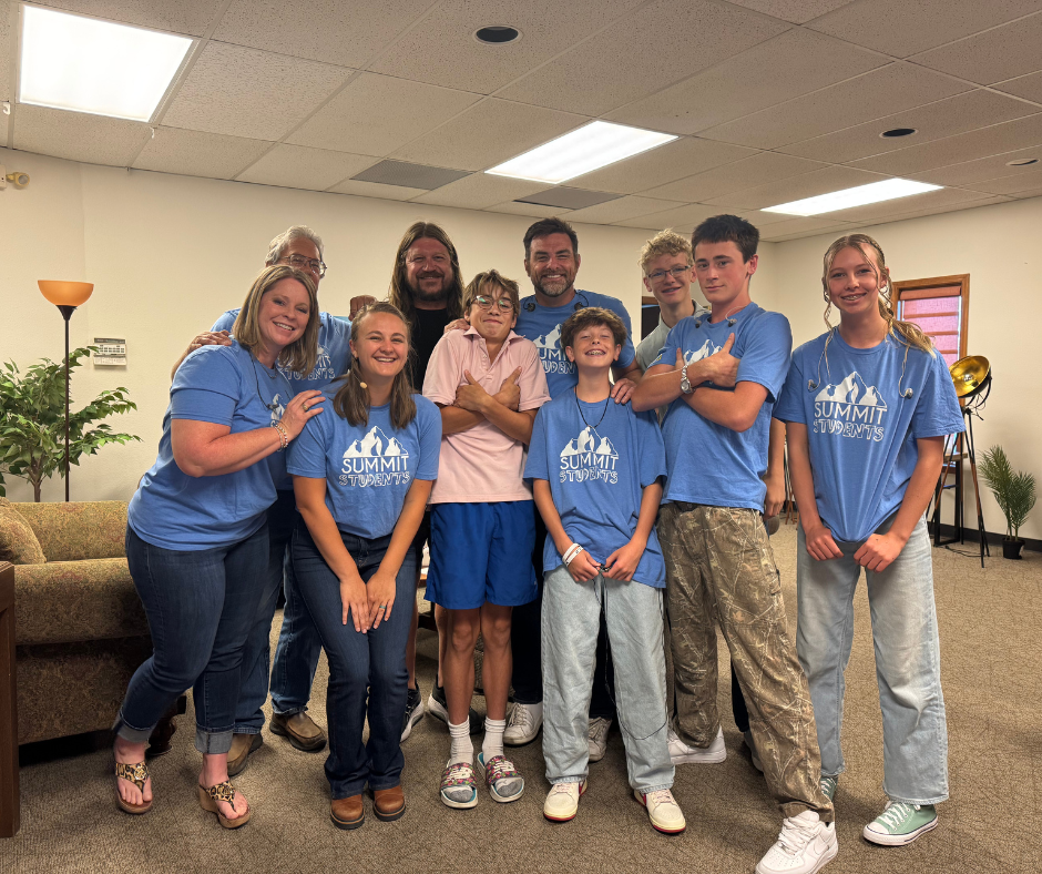 volunteer photo | Summit Church